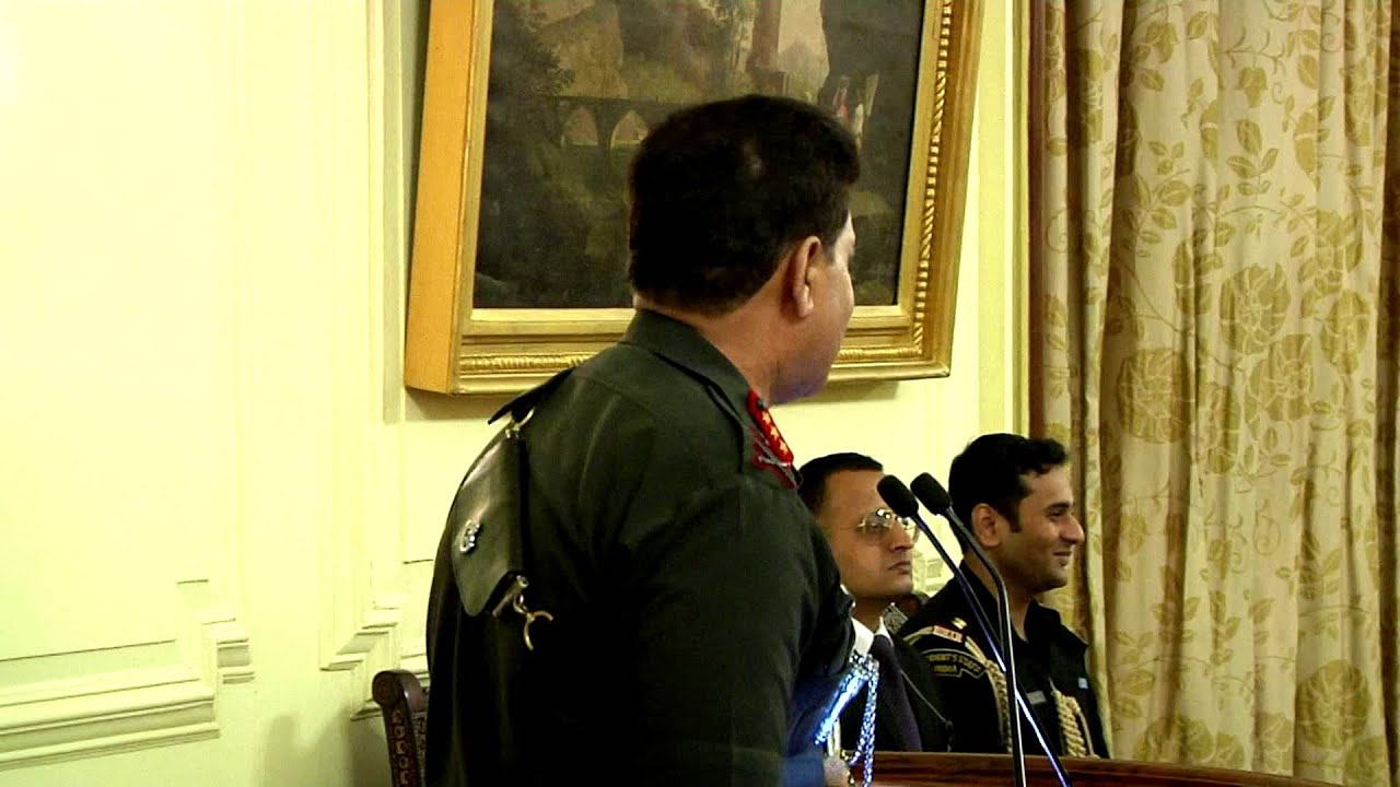 President Mukherjee meets reunion of Former Aides-de-camp (ADC) to the ...