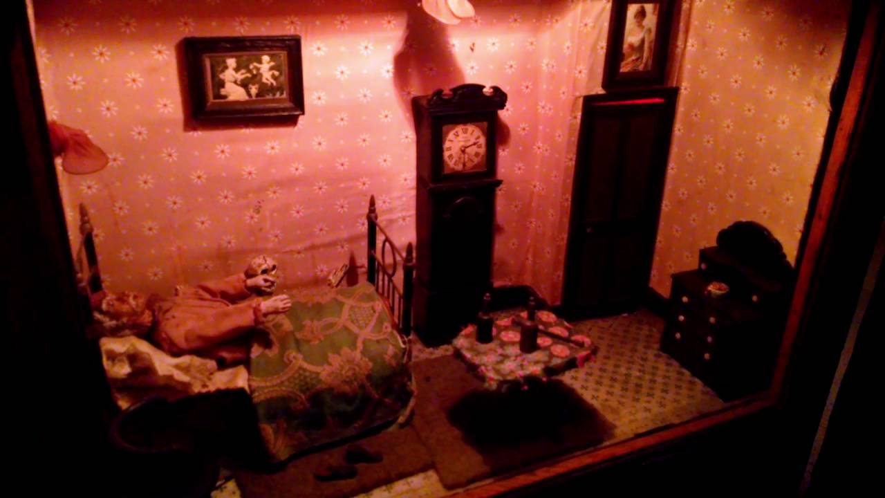 House on the Rock Animatronic Man on Death Bed - YouTube