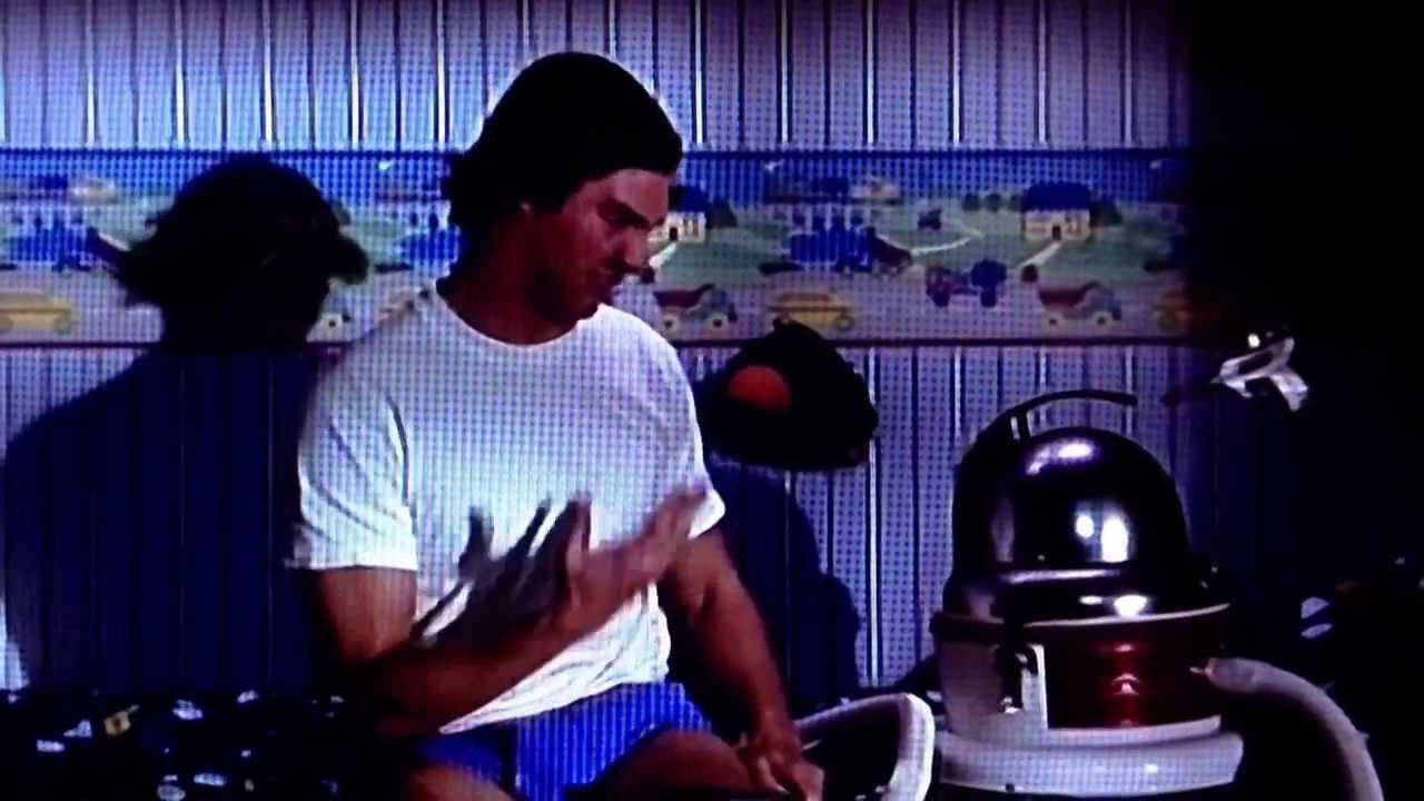 Scary Movie 1: Cut Scene - YouTube