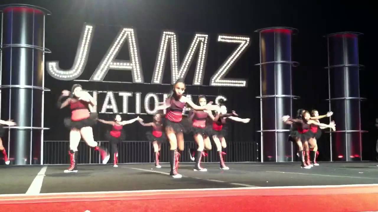 Delta Valley Wolfpack Rookies Hip hop - YouTube