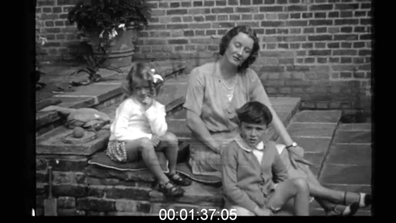 Amateur Home Movie of British Family, 1930s - Film 1033433 - YouTube