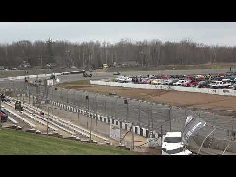 Marshfield Motor Speedway Spring Eve 2022- Obstacle Race Heat 4 - YouTube