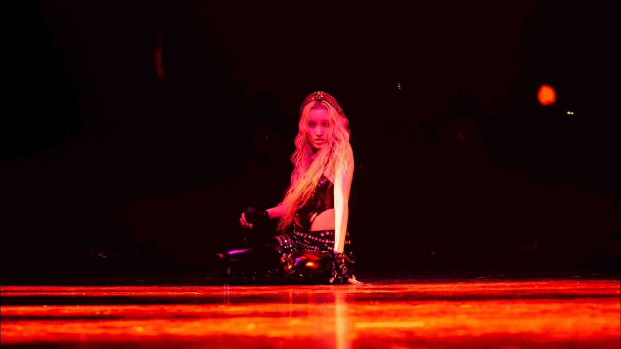 XG CHISA SOLO STAGE 🔥SLAYED🔥 TOXIC 1ST HOWL LAS VEGAS 10/04/24 - YouTube