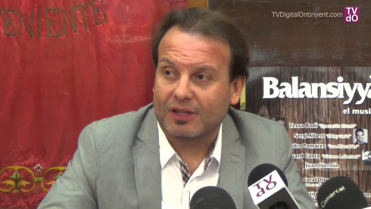 Rafael Pascual explica el musical Balansiyyà - 2013 - YouTube