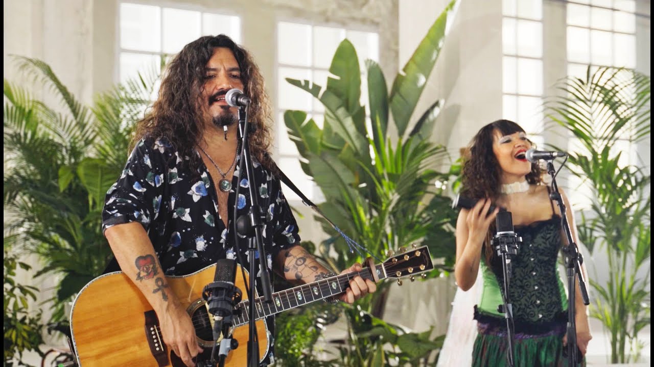 PamploSound - RAZKIN y NAIARA RUZ - Que nadie apague tu luz Chords ...