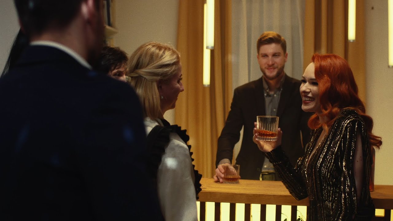 Johnnie Walker | KEEP WALKING - Simona Păun (@Pilot_Simona) - YouTube