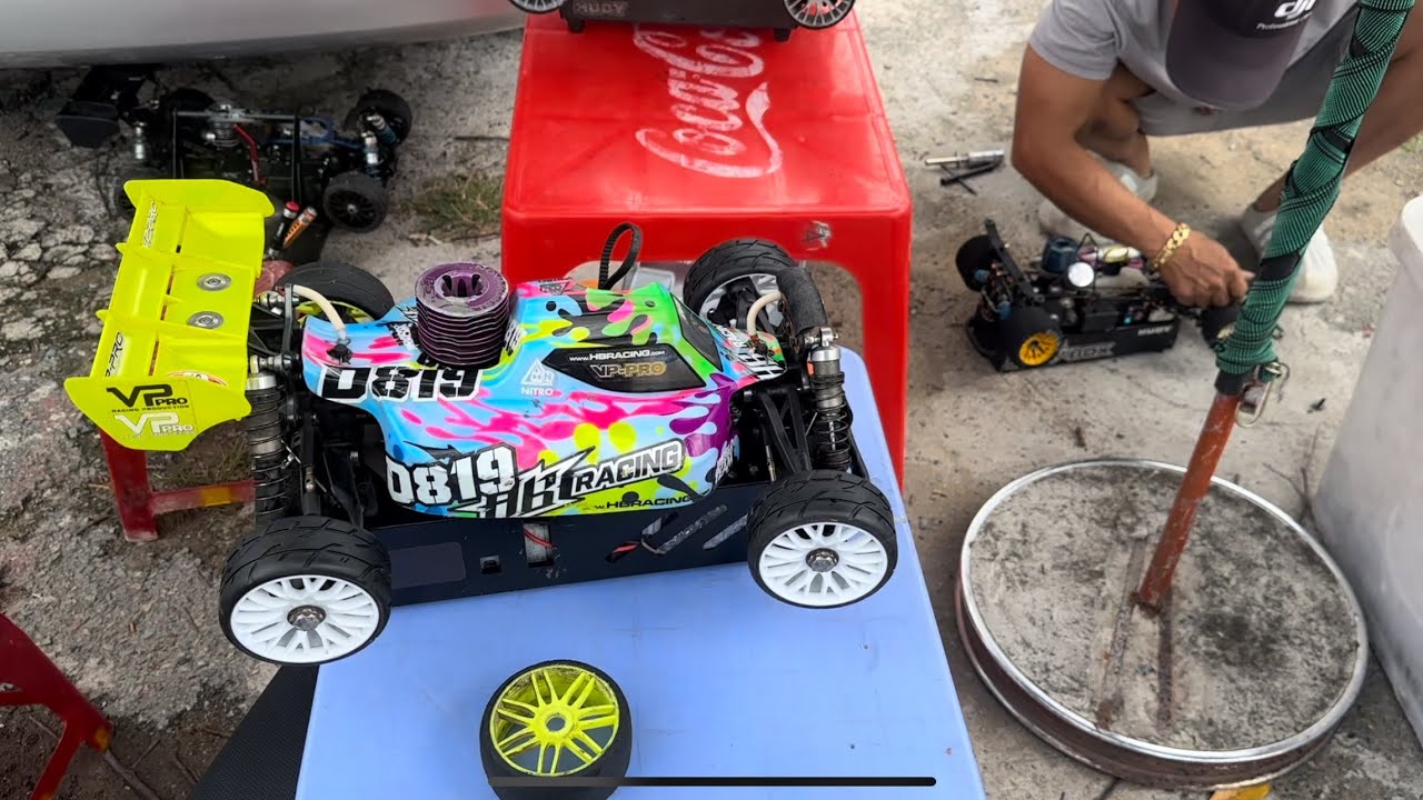fast nitro rc car engine - YouTube