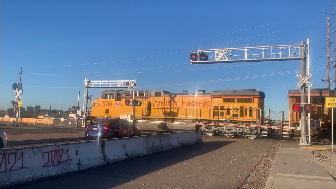 UP 5761 Coal Train South - E. Morada Lane Railroad Crossing, Stockton ...