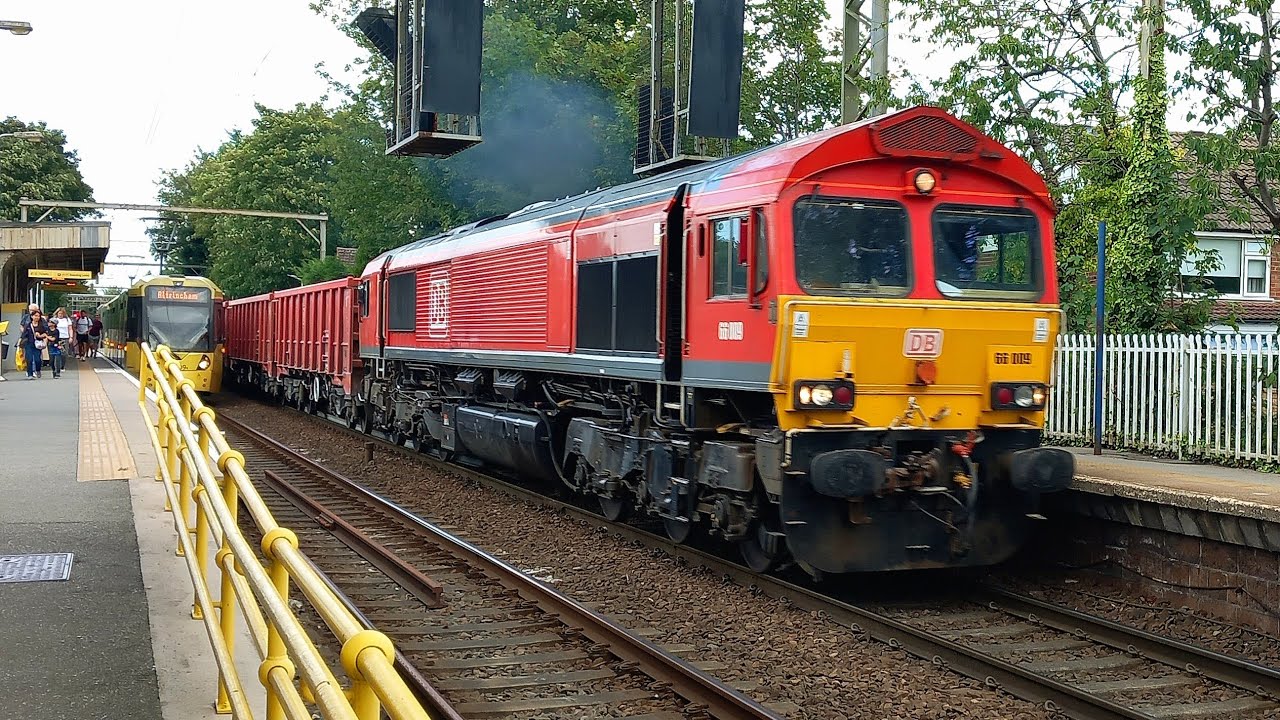 66007 & Claggy 66009 At Navigation Rd - YouTube