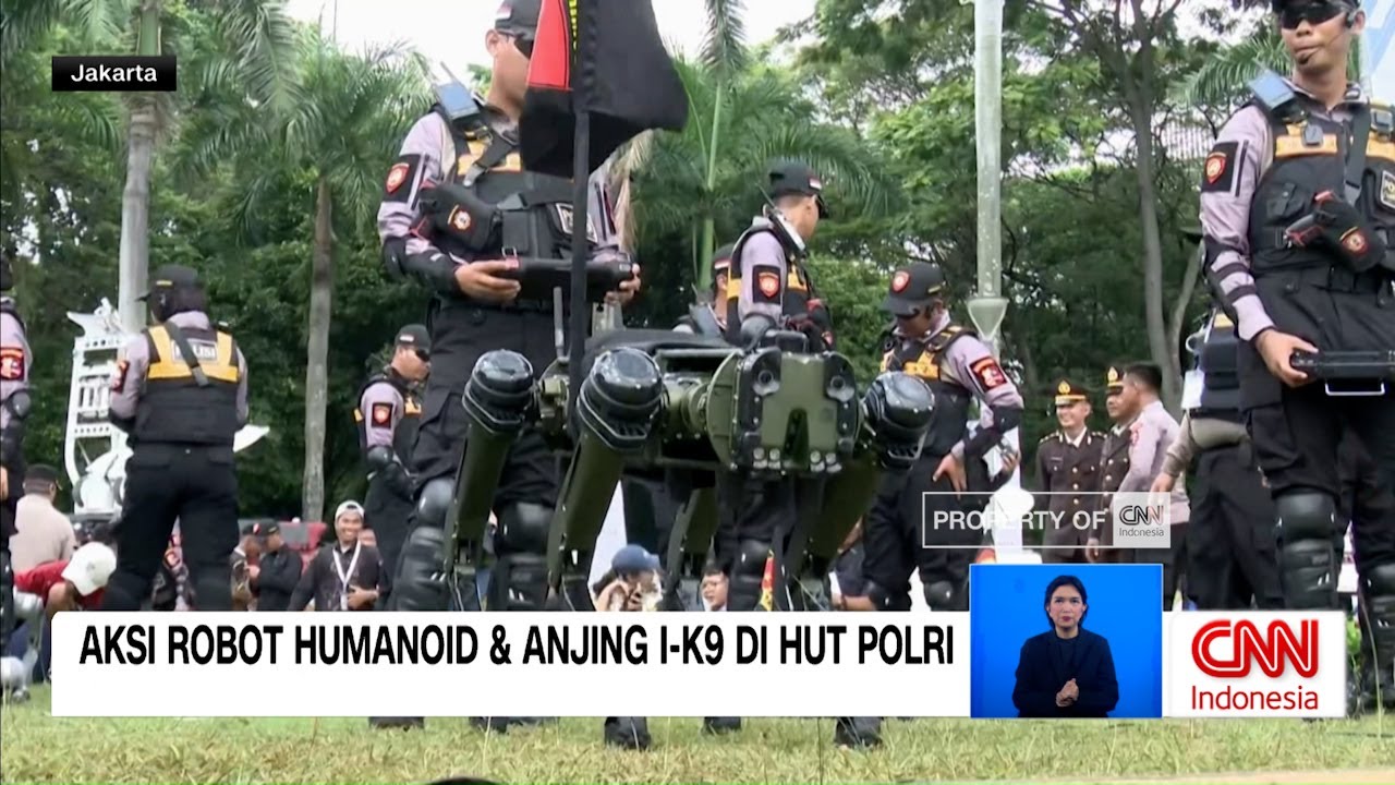 Aksi Robot Humanoid & Anjing i K9 di HUT Ke 79 Polri - YouTube
