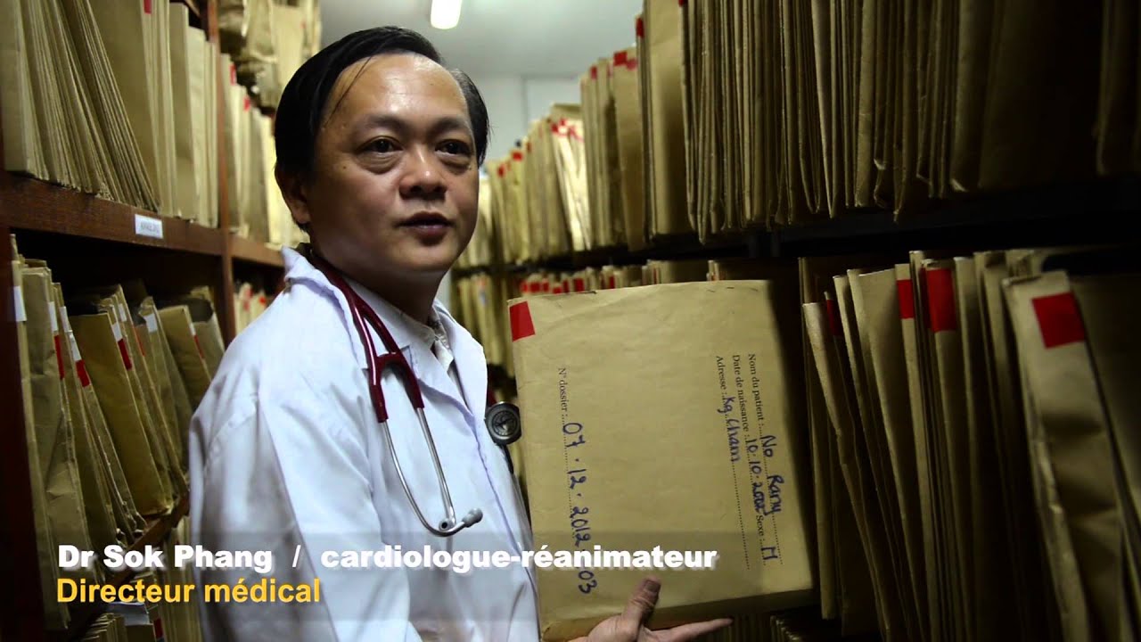 Au Cambodge, le Dr Sok nous parle de sa liste d'attente - YouTube
