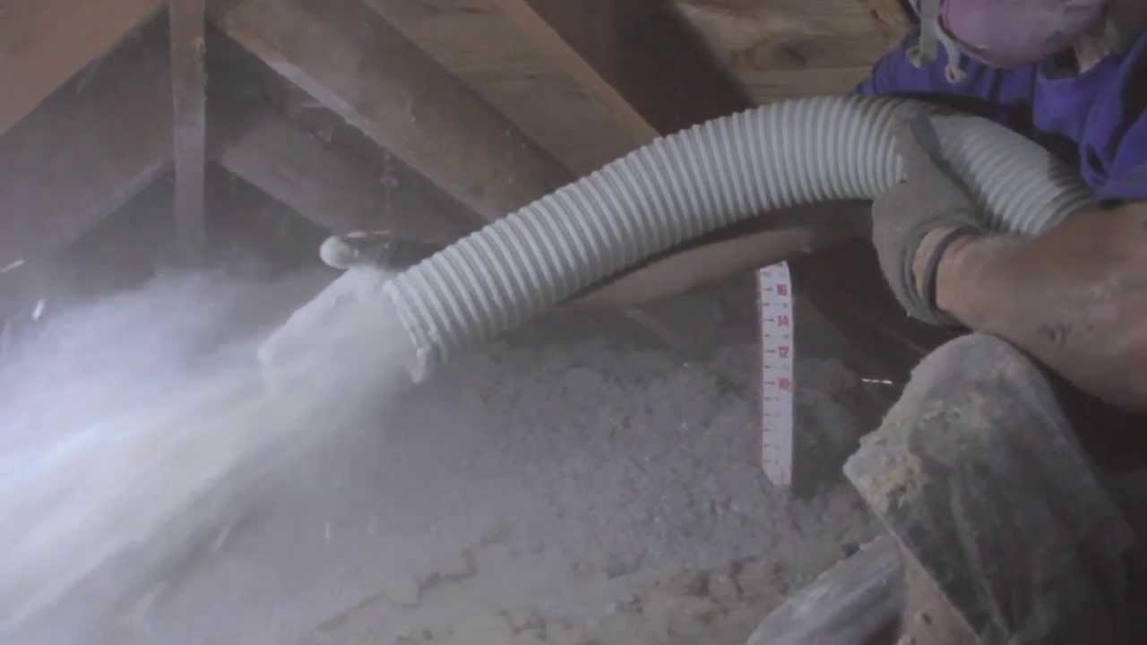 Part 4: How to Install Attic Insulation - YouTube