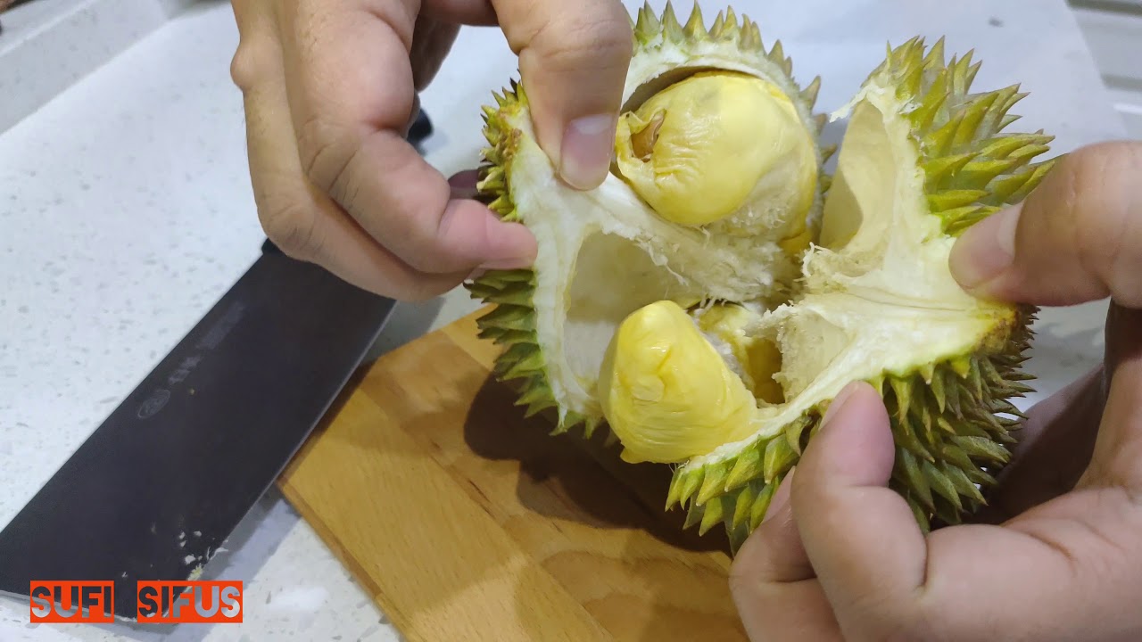 How to cut & open Durian (Malaysian Way) - YouTube