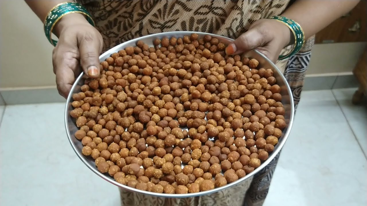 Palakayalu recipe in telugu, పాలకాయలు - YouTube