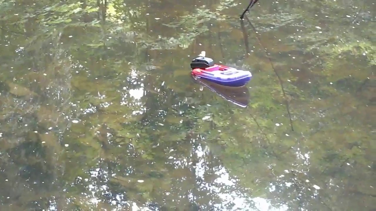 Mini wind-up boat in a swamp - YouTube