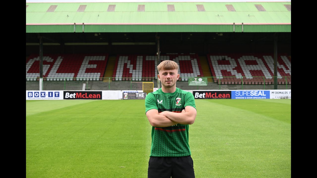 New Signing | Charlie Lindsay - YouTube