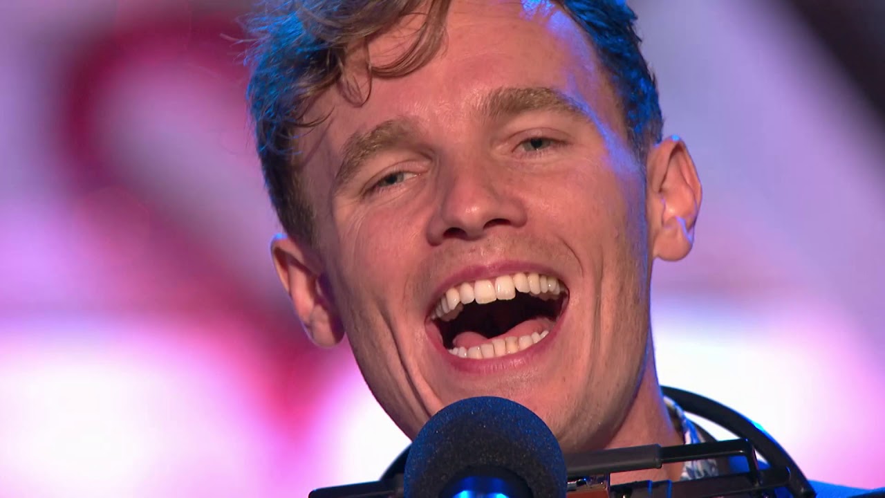 Al Lewis - Ela Ti'n Iawn? - YouTube