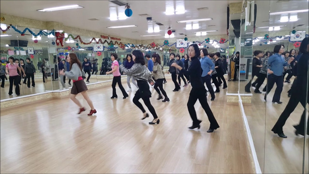 Back Together Line Dance - YouTube