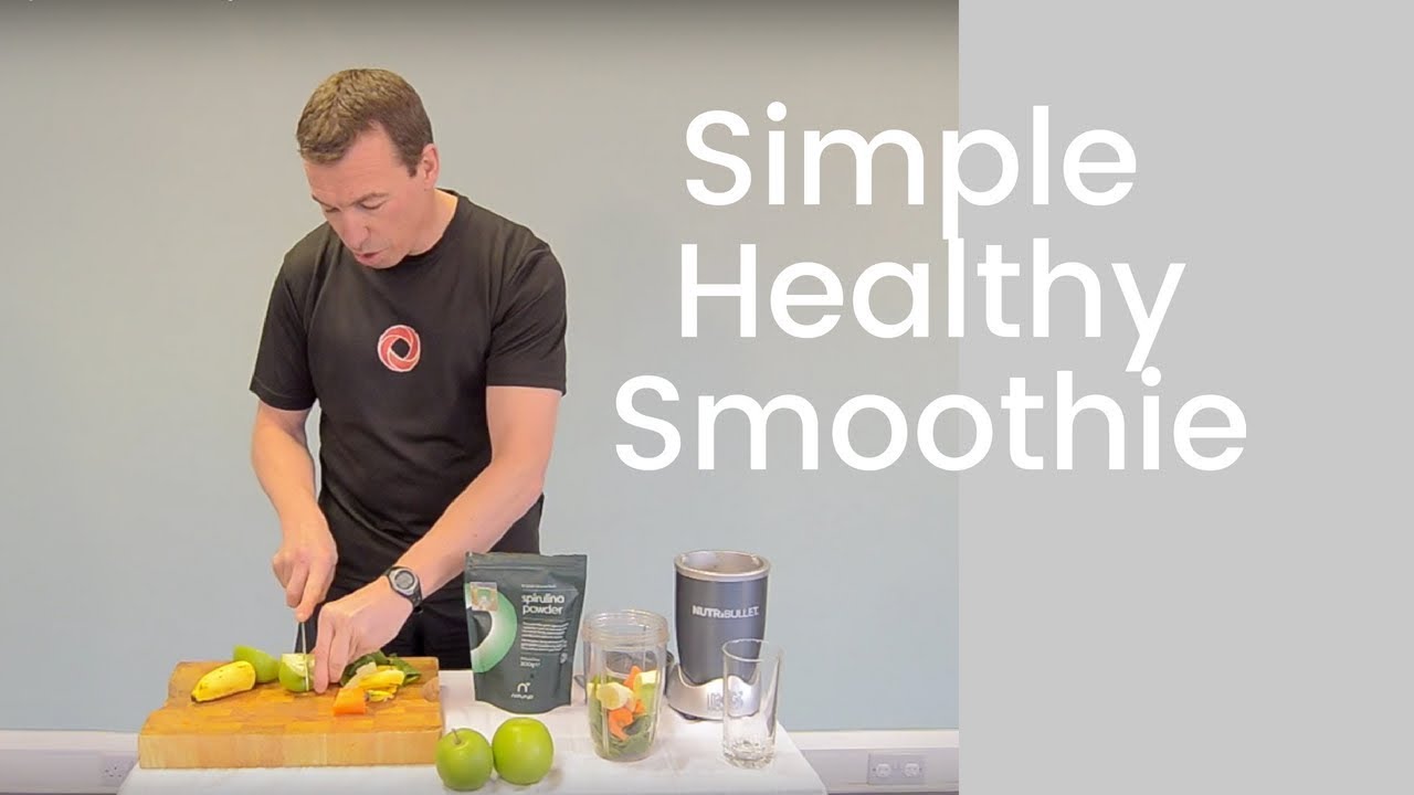 How to Make a Simple and Healthy Post Workout Smoothie - YouTube