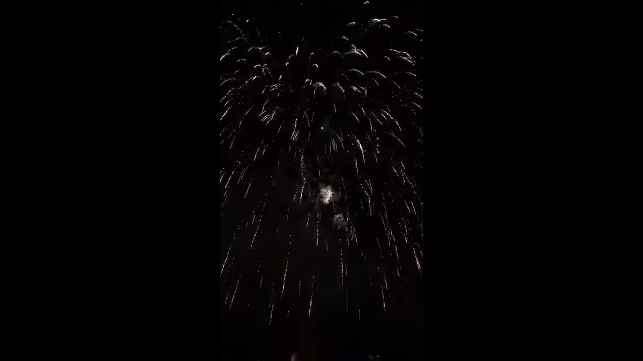 Crystal Lake Fireworks - 2020 - YouTube