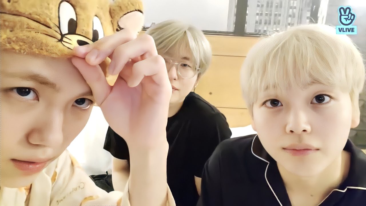 [VLIVE] CRAVITY - Last challenge in Chicago 🐶🐰 | 220520 - YouTube