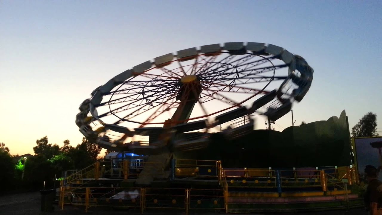 UFO thrill ride erbil family fun - kurdstan - YouTube