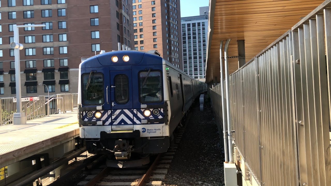 Metro-North: M7A Train on the Harlem Line at White Plains - YouTube