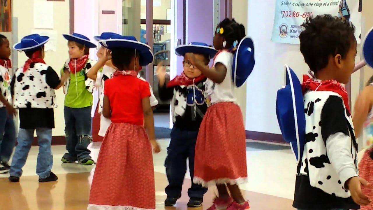 Sons Pre-K square dance - YouTube