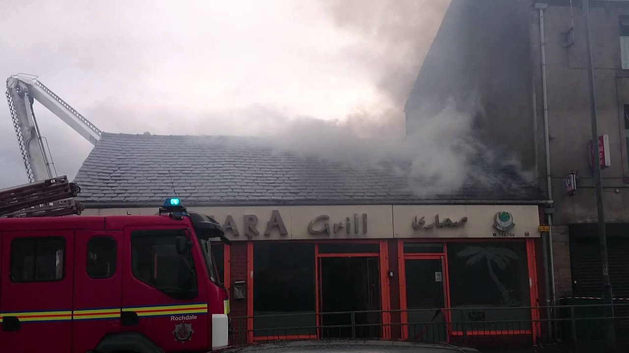 Sahara grill on fire in Rochdale part 1 - YouTube