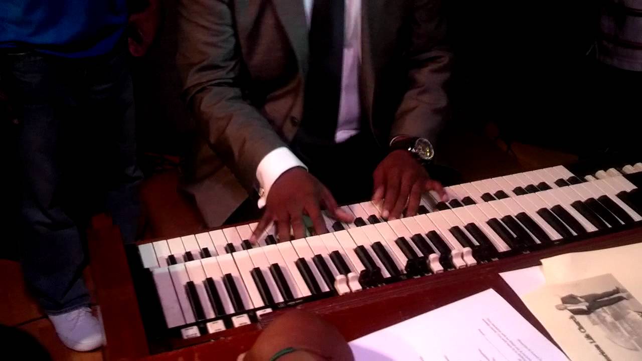 Musicians of Kansas City shed - Aaron Mayfield - YouTube