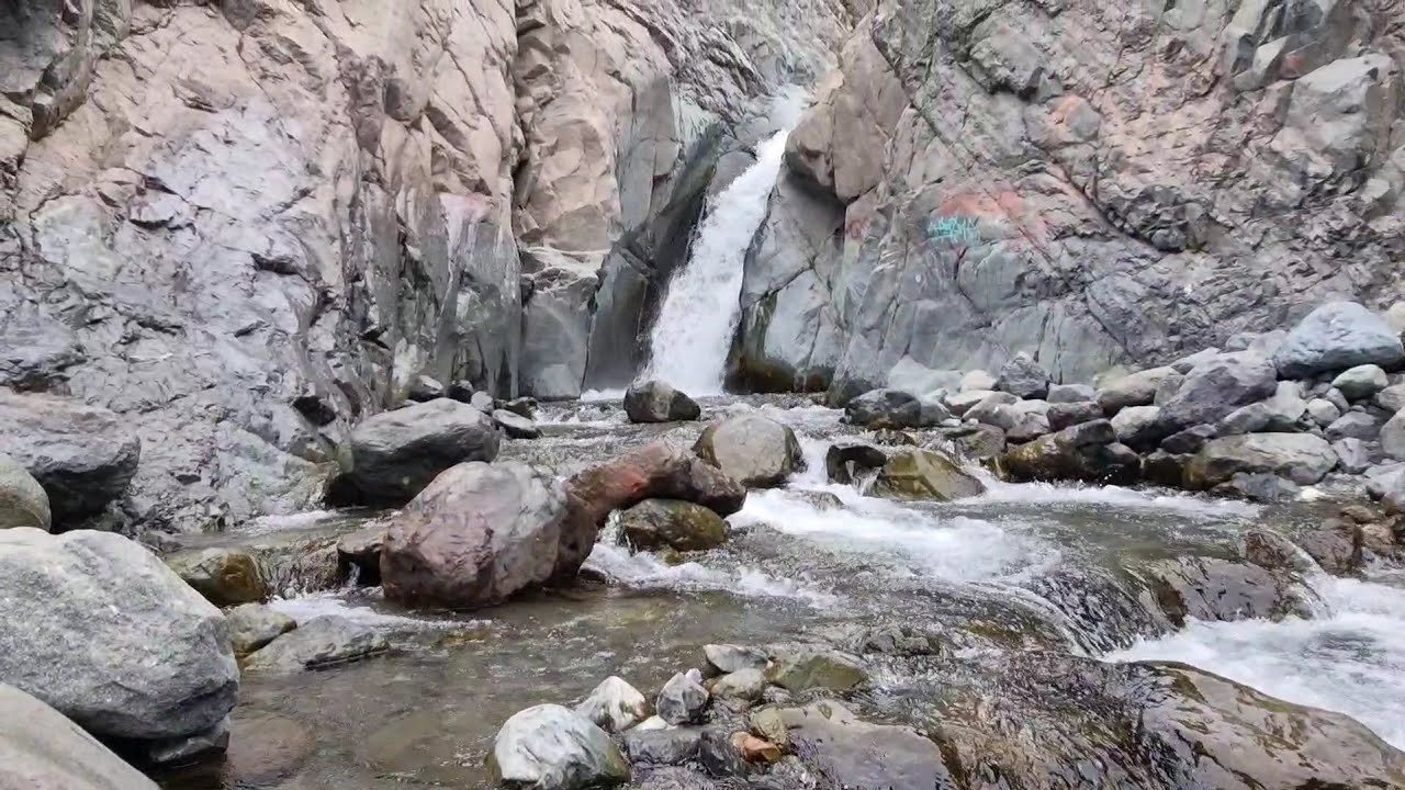 Cascada San Juan, Parque Natural Quebrada de Macul-Capítulo 1 - YouTube