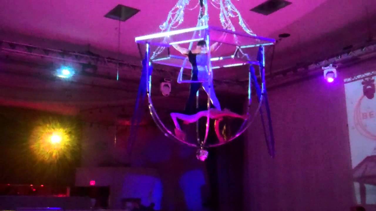 FOCUSfish Spins with Way 2 Much Entertainment and Lexi Pearl/Eric Newton! - YouTube