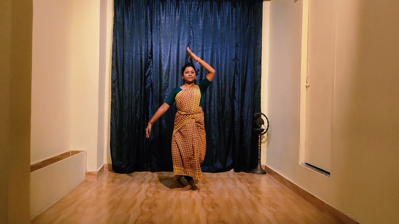 Pakka Adavu by Jalsa Chandra performing troupe - YouTube