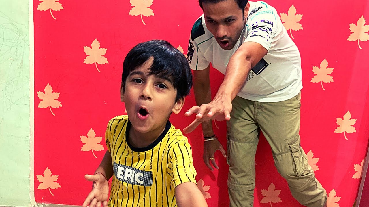 Mansh and Papa Playing Pakda-Pakdi Game | Catch me if you can | Funny ...