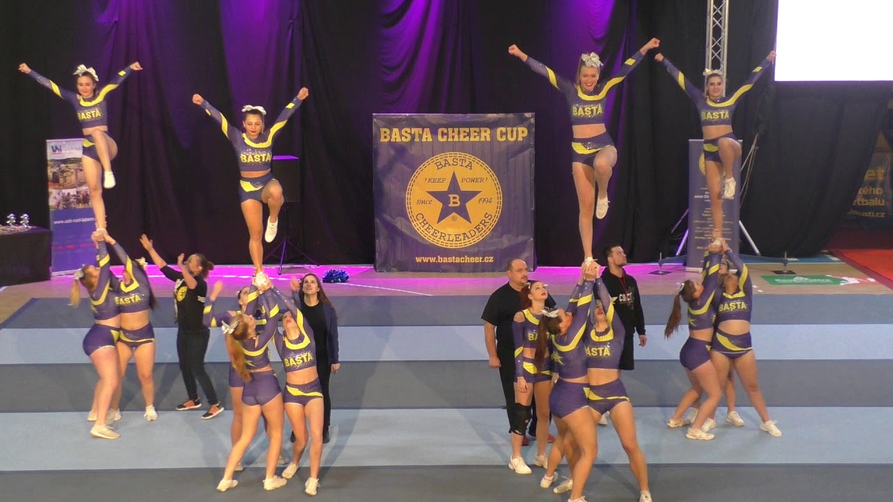 Basta Girls Team cheer Allgirl senior L5 on BASTA 2017 - YouTube