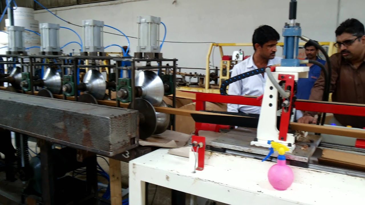 Edge Board Angle Cutting Machine - YouTube