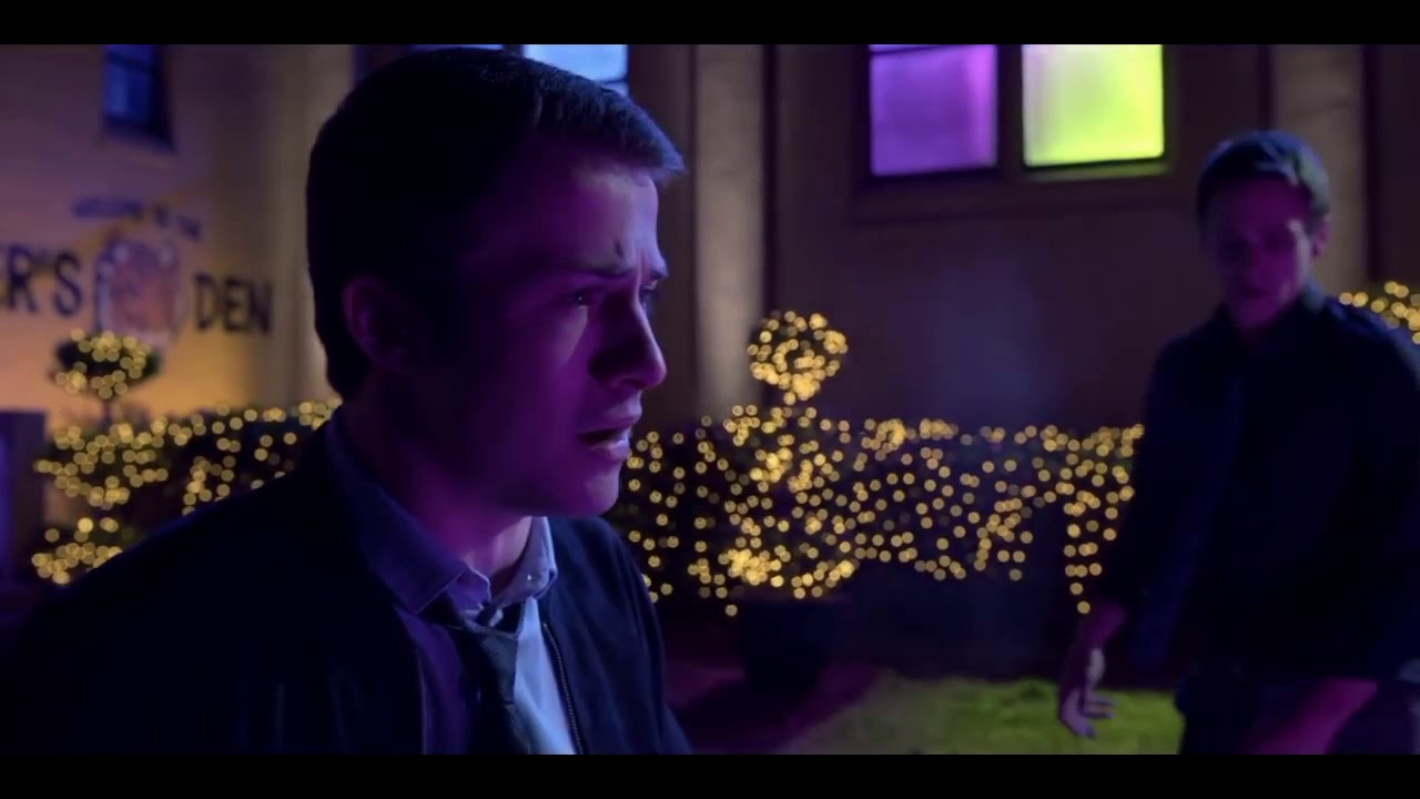 13 Reasons Why 2x13 - Ending Scene - YouTube