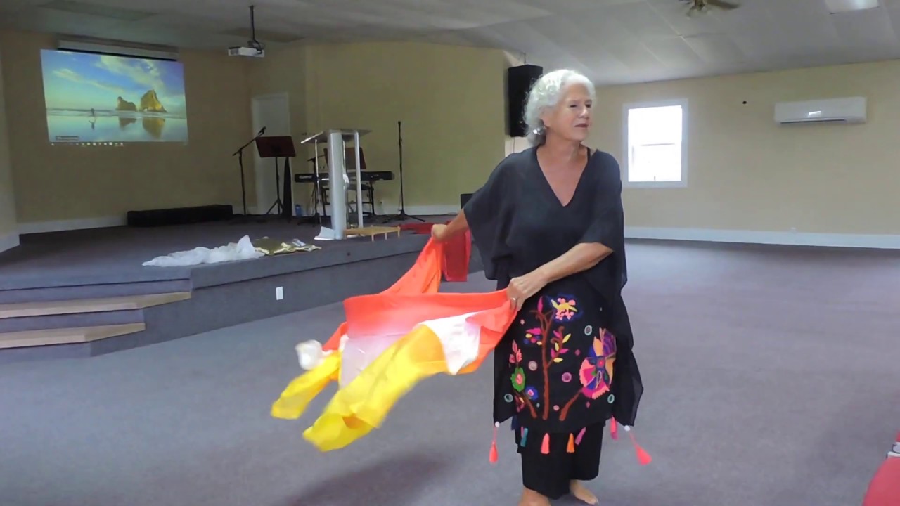 Spontaneous Dance Sunday Morning 2019 Spring - YouTube