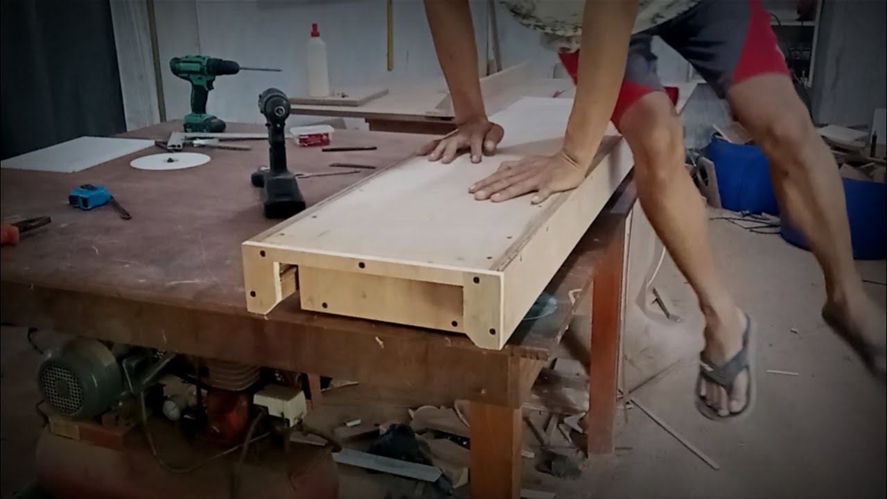 DIY SLIDING TABLE SAW #shorts - YouTube