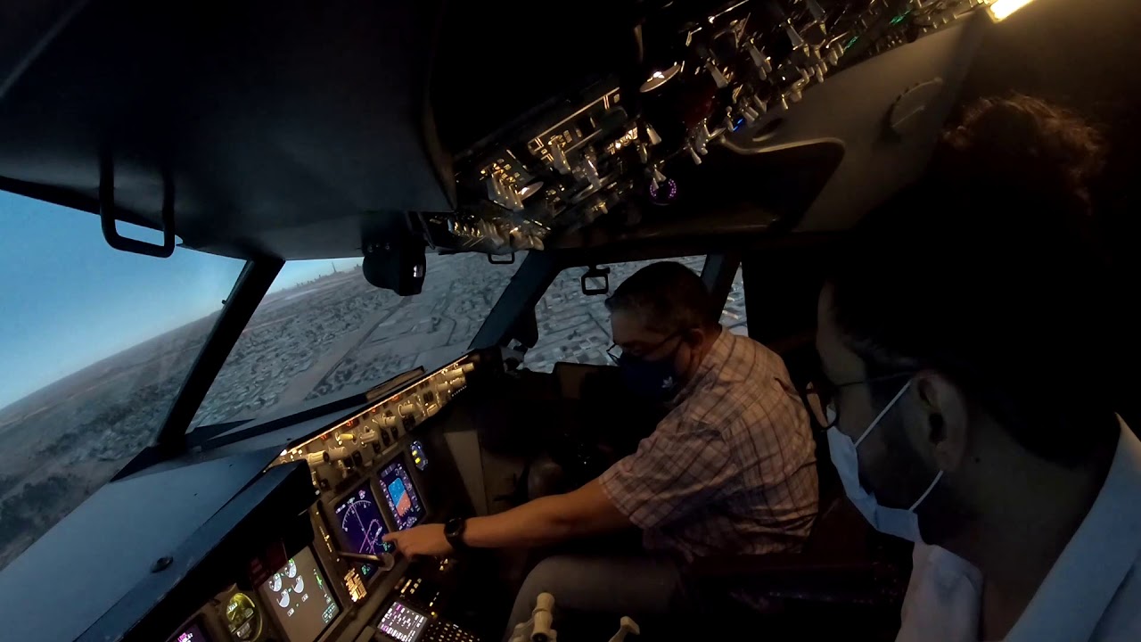 Visual pattern practice in Dream Aero Flight Simulator - YouTube
