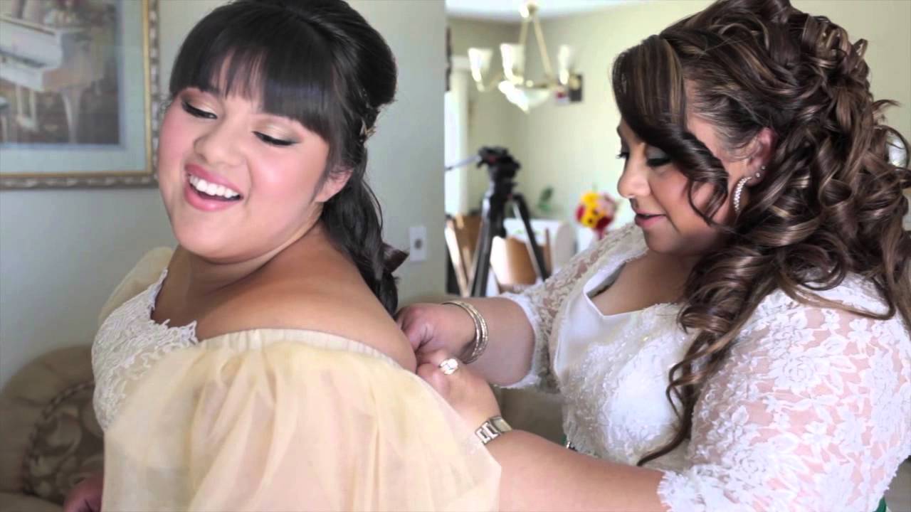 Quinceañera getting ready - YouTube