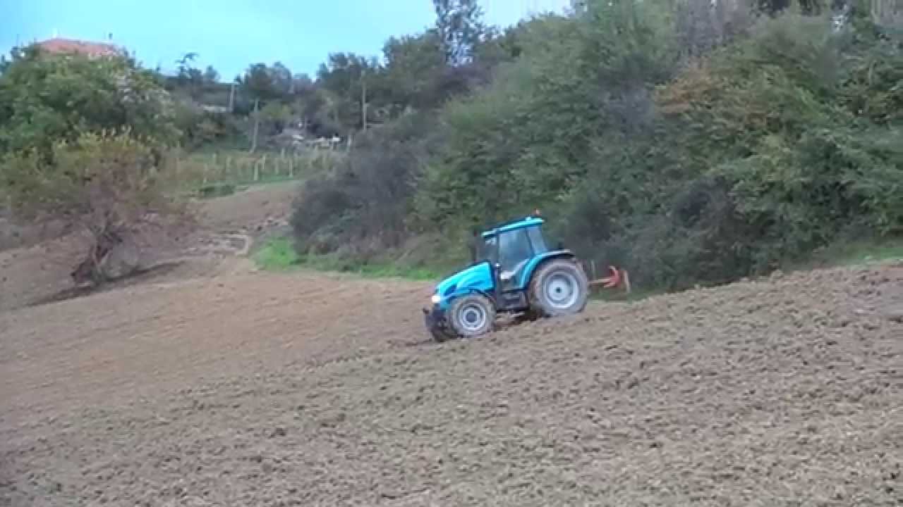 Landini Vision 105 + scavafossi CORMA - YouTube