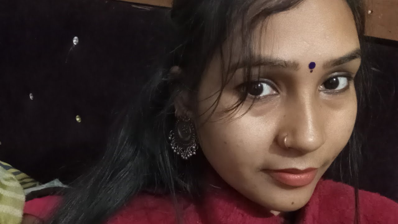 my daily vlog aaj hm kya sil rheh ap sb jarur dekhiyga🌹🌹🌹🌹 - YouTube