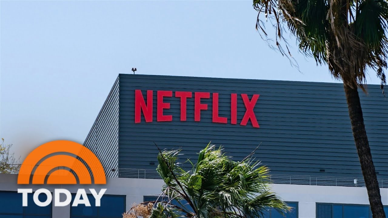 Streaming giants explore bundling services for customers - YouTube