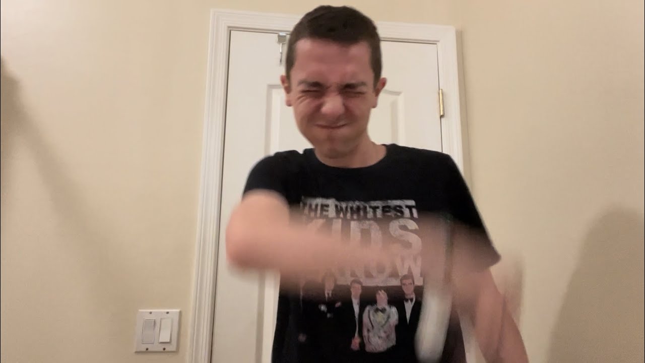 How Different People Put on Deodorant - YouTube