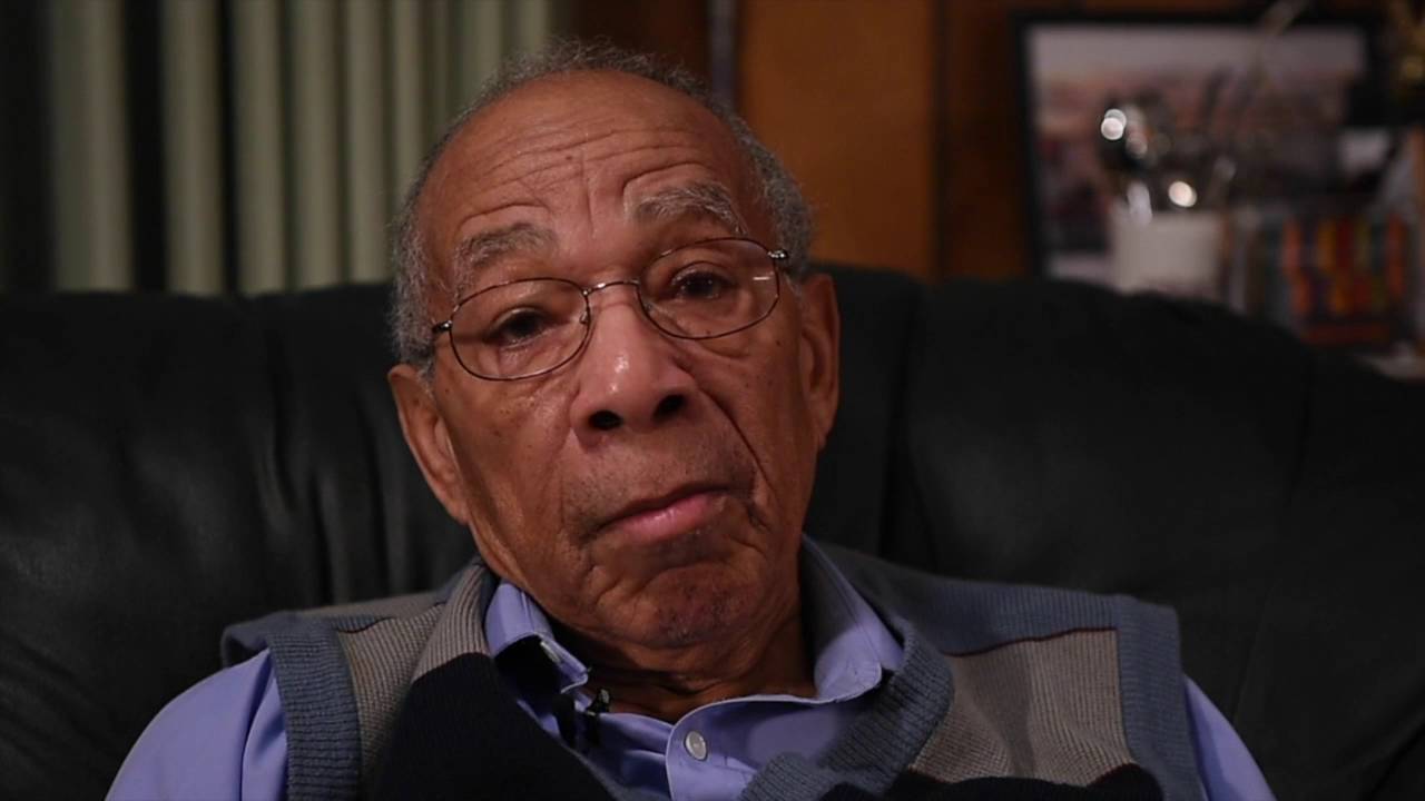 'Mr. Spoons' jamming at 76-years-old - YouTube