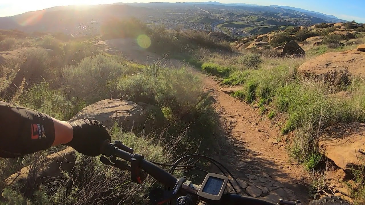 Hummingbird Trail Jan 2019 - YouTube