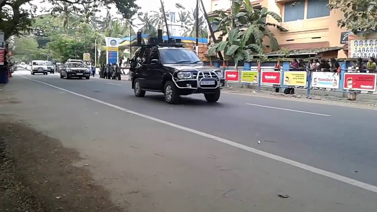 NARENDRA MODI - Tight Security - Long Convoy - YouTube