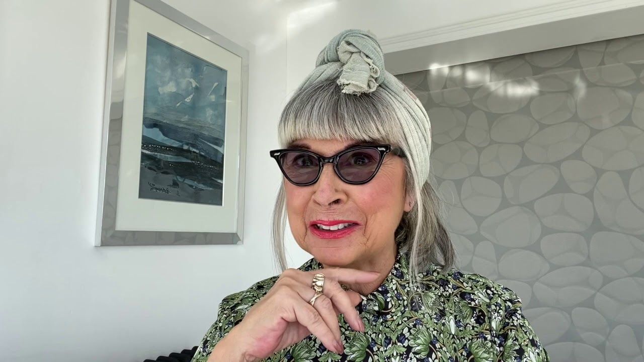 Here's the video I promised you, following the TENA Ad. - YouTube