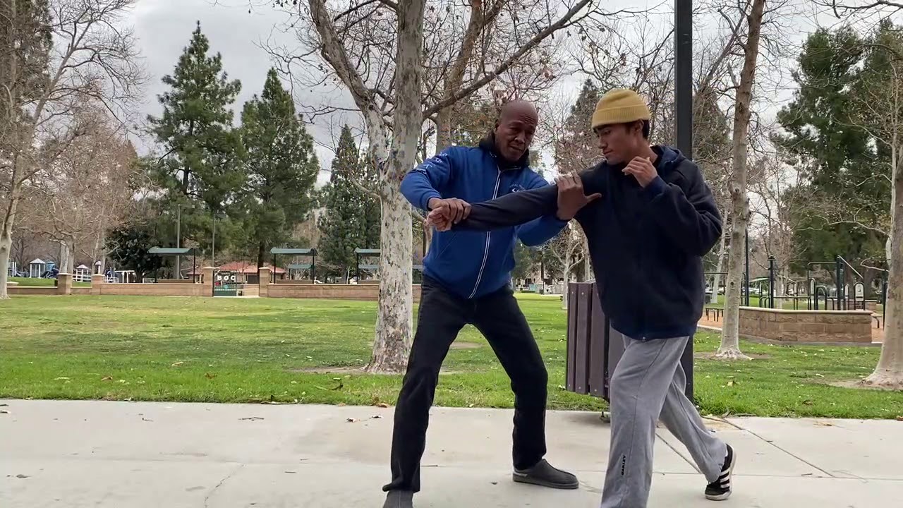 Concept Martial Arts - Push and Pull - Tapi Tapi - IDKS Videos - YouTube